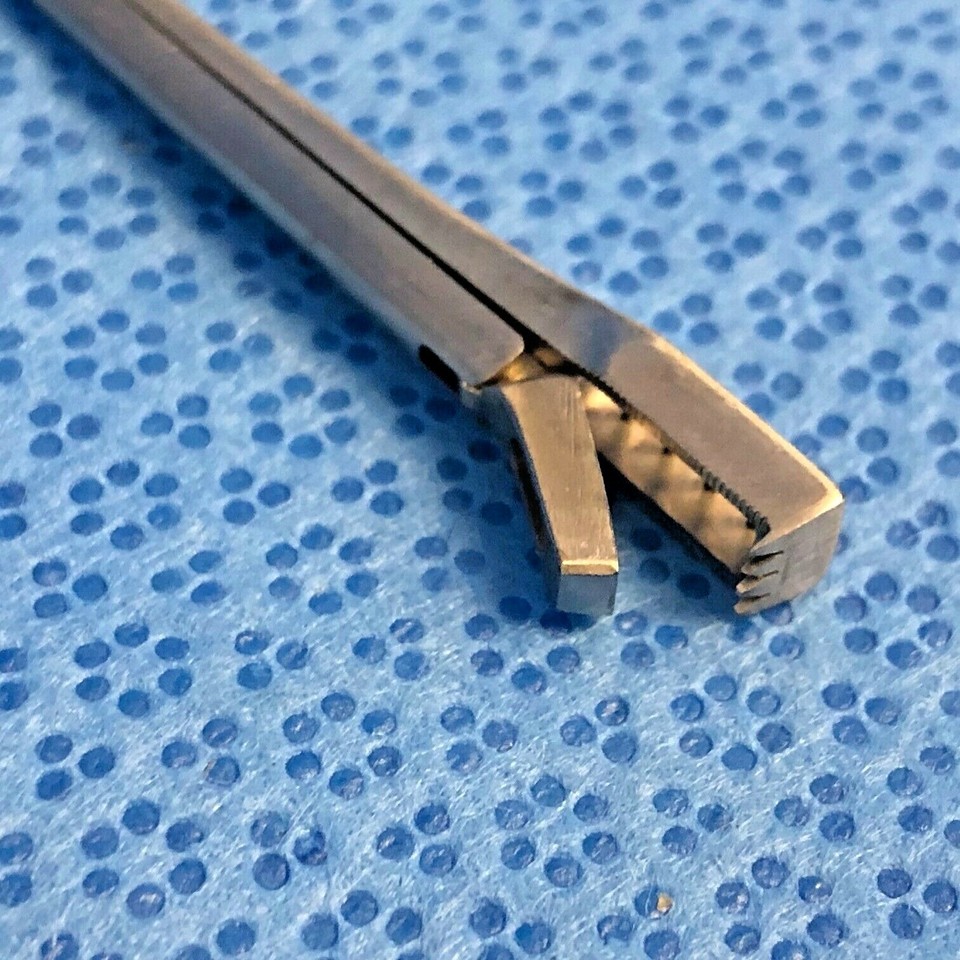 Codman 30-5825 Uterine Biopsy 3x10mm Oblong Basket Jaw Forceps ...