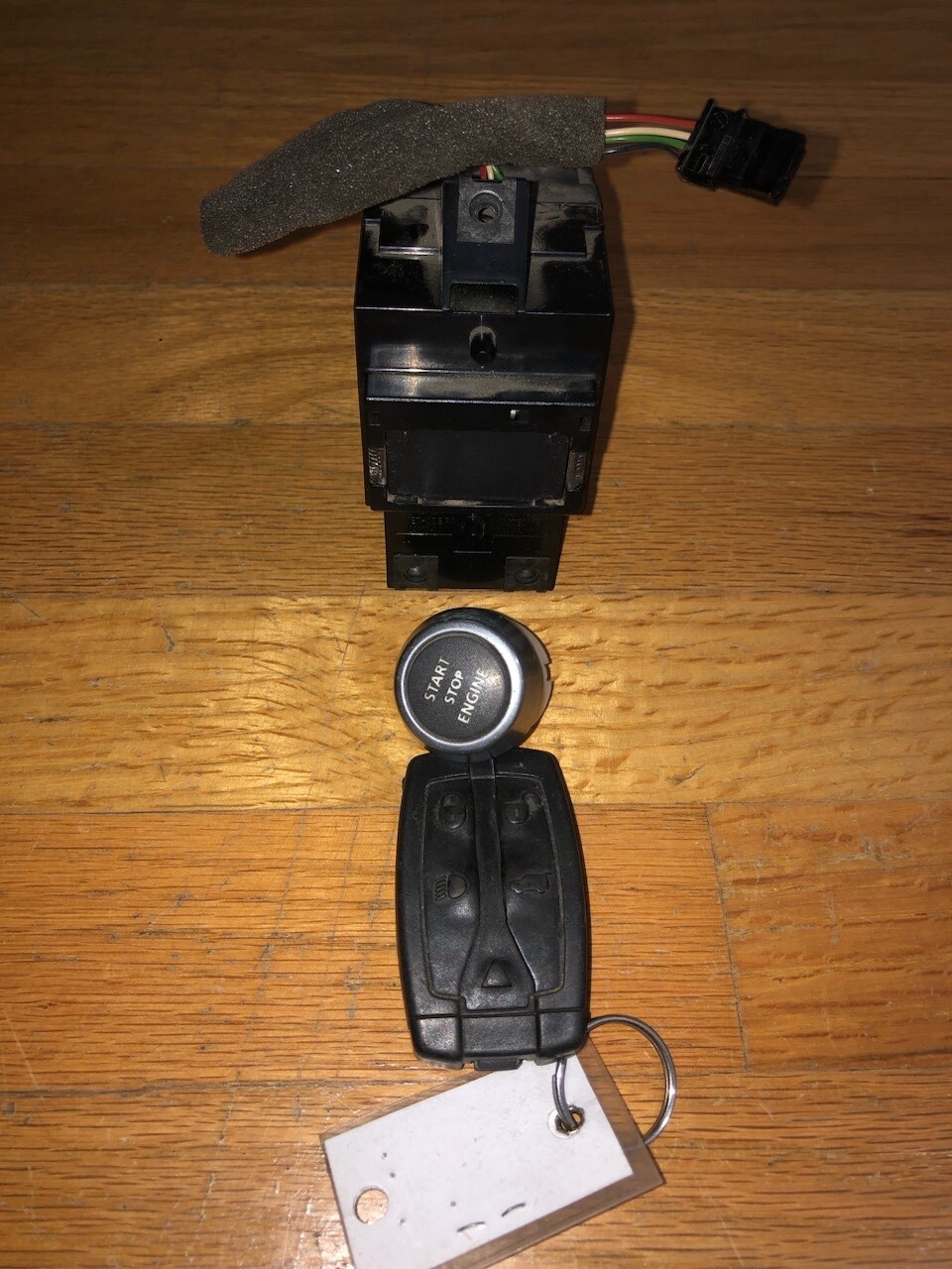 2008-2012 Land Rover LR2 Ignition Starter Barrel W/ Key 6G9N-11572 | eBay