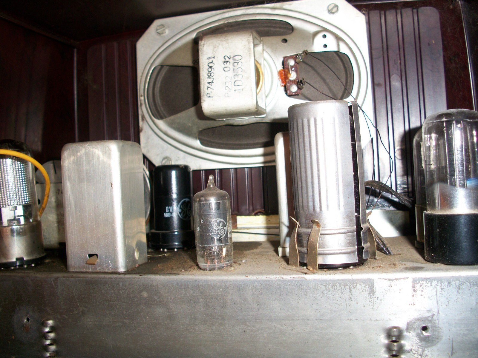 VINTAGE GE GENERAL ELECTRIC MODEL 404 TUBE RADIO AM BROADCAST BAND ...