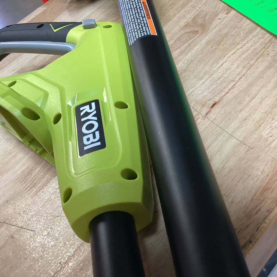 RYOBI ONE+ 18V 8 in. Cordless Cultivator with 4.0 Ah Battery and ...