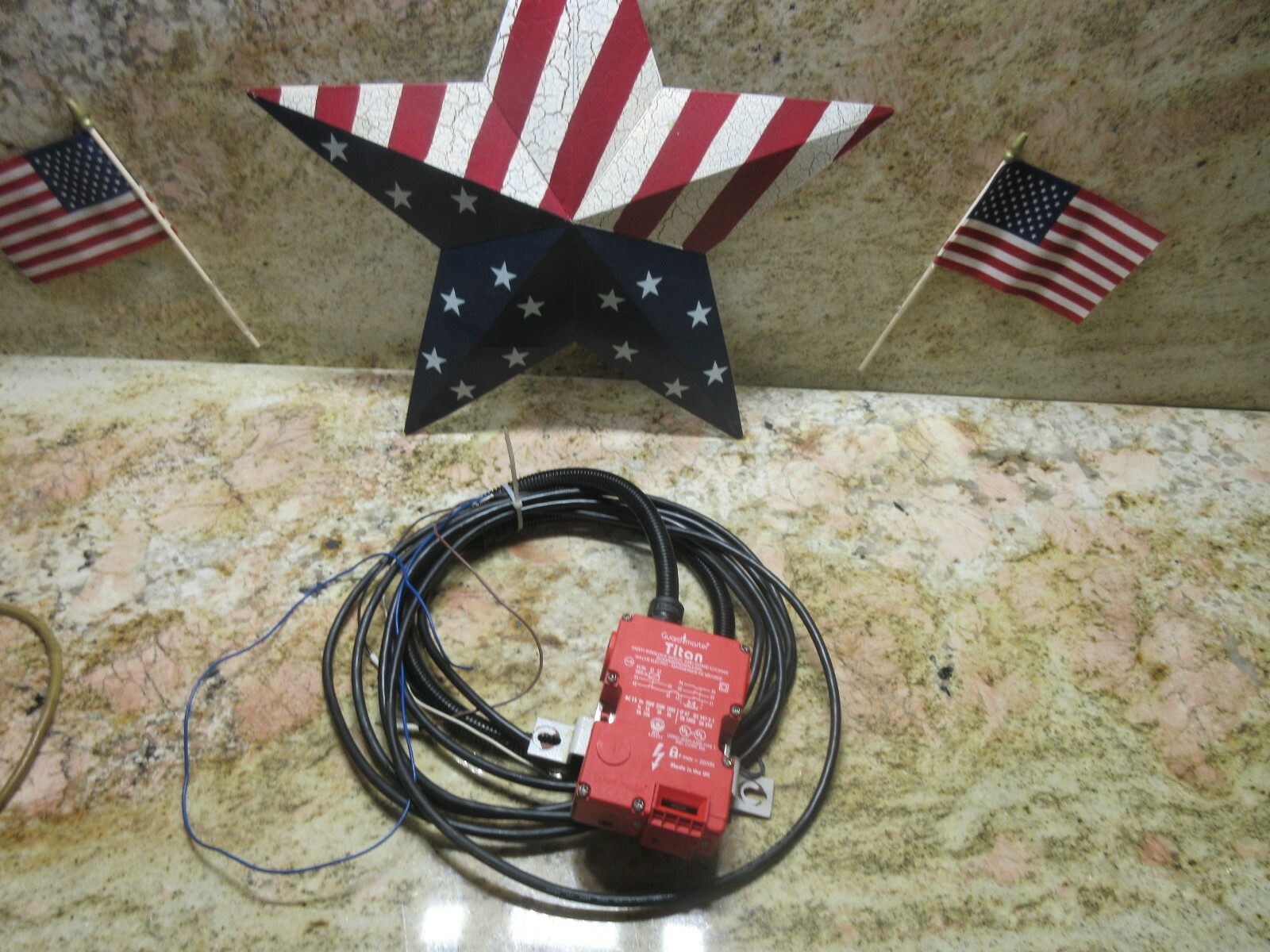 GUARD MASTER TITAN SAFETY SWITCH AC15 2000N 4M20 A300 TYPE 1 500V ...