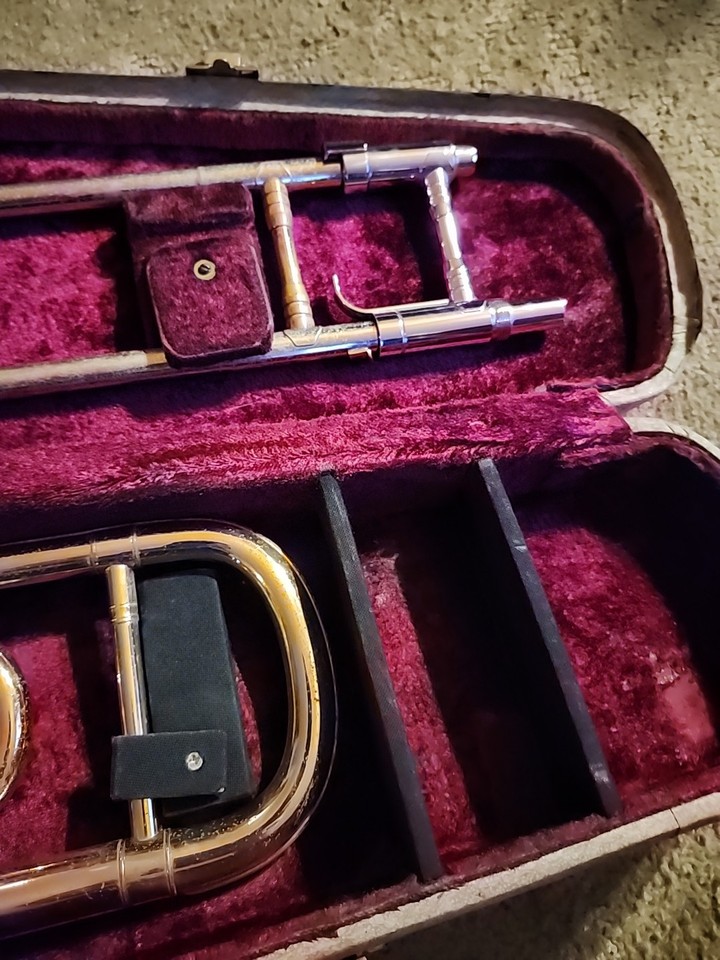 Getzen Deluxe Trombone Horn Bass Tenor Alto Musical Instrument Rare ...