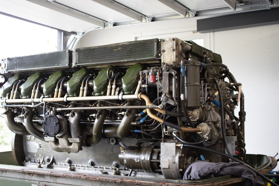 Patton M48 Tank Engine Continental AVI1790-8 V12 | eBay