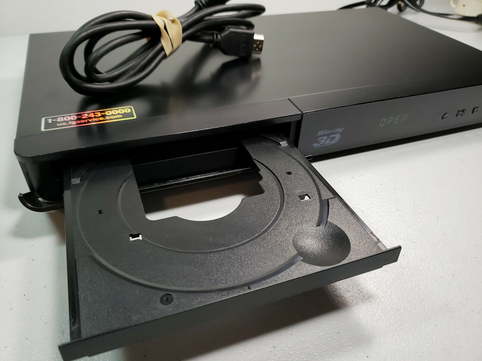 LG Blu Ray 3D Player - Media Streamer + HDMI Model BP540 TESTED WORKS ...