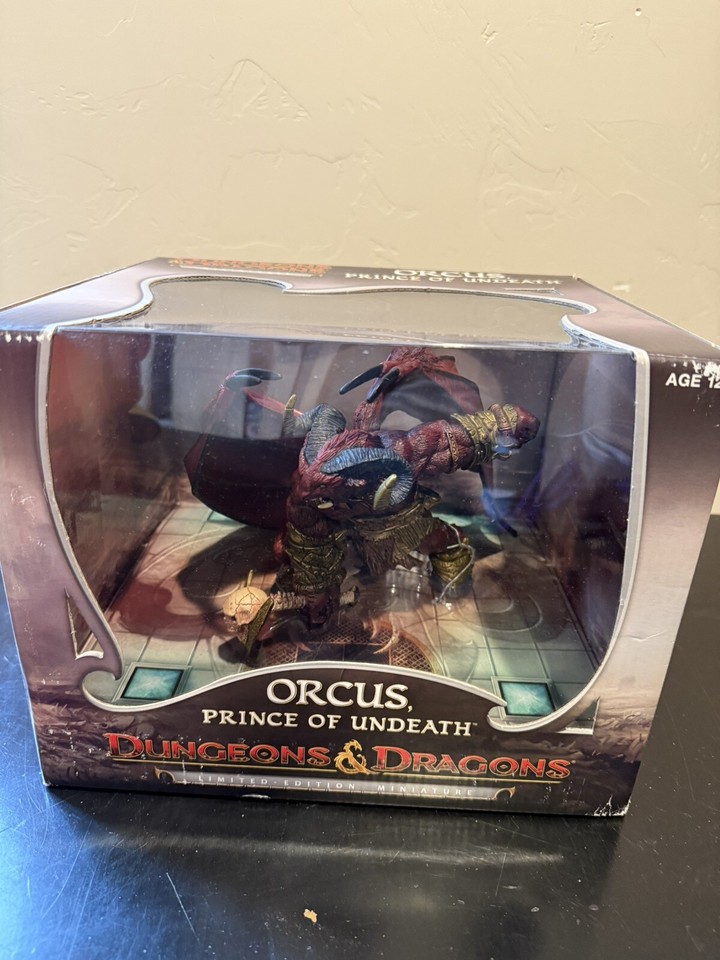 Dungeons & Dragons Limited Edition Figure Orcus Prince of Undeath NEW ...