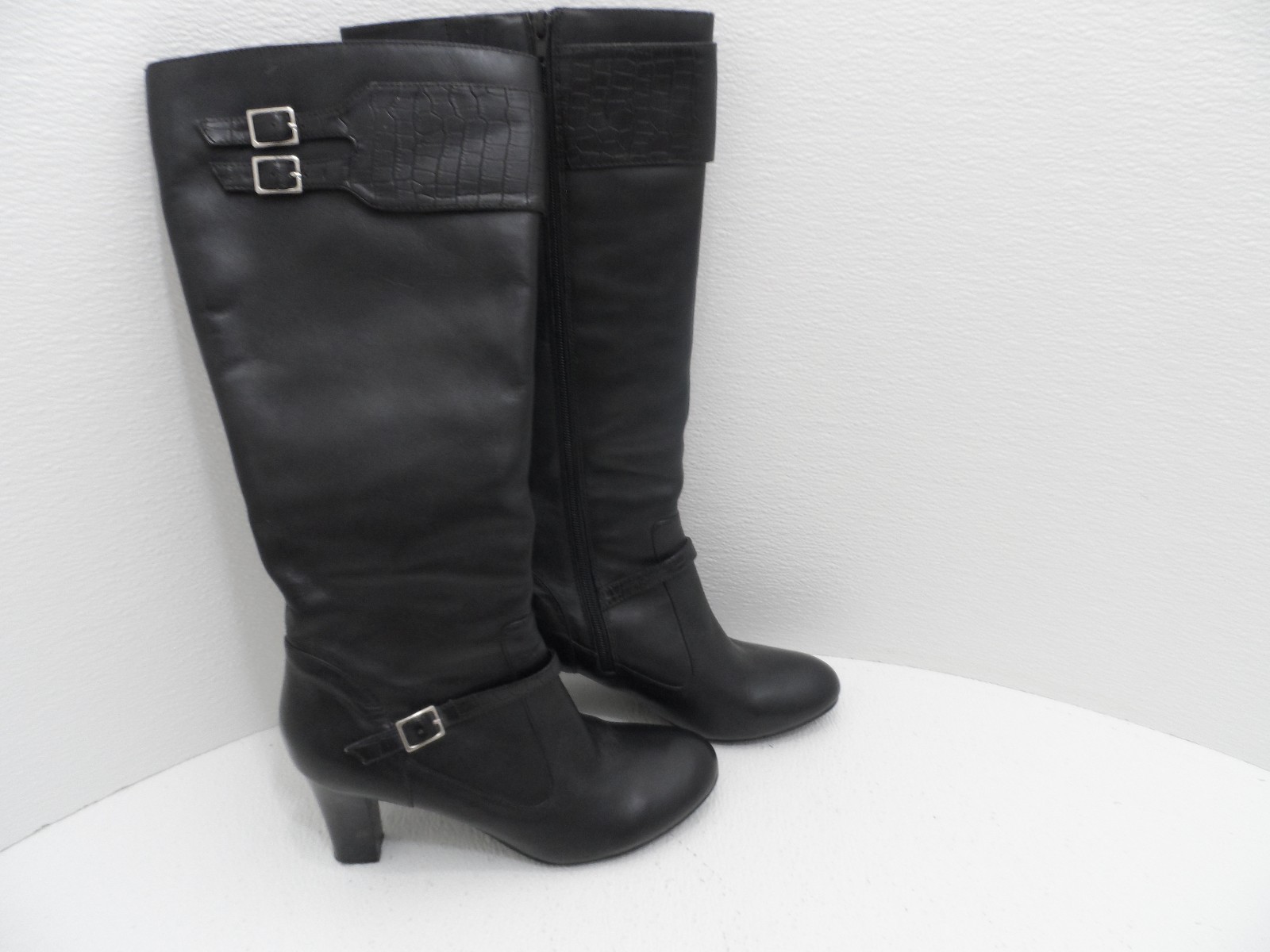 Chaps Women's Black Leather Knee High Side Zip Heeled Boots - Size 8.5B ...