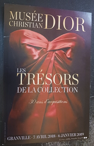 postcard Musee DIOR Tresors Collection 2018 exhibit invitation ...