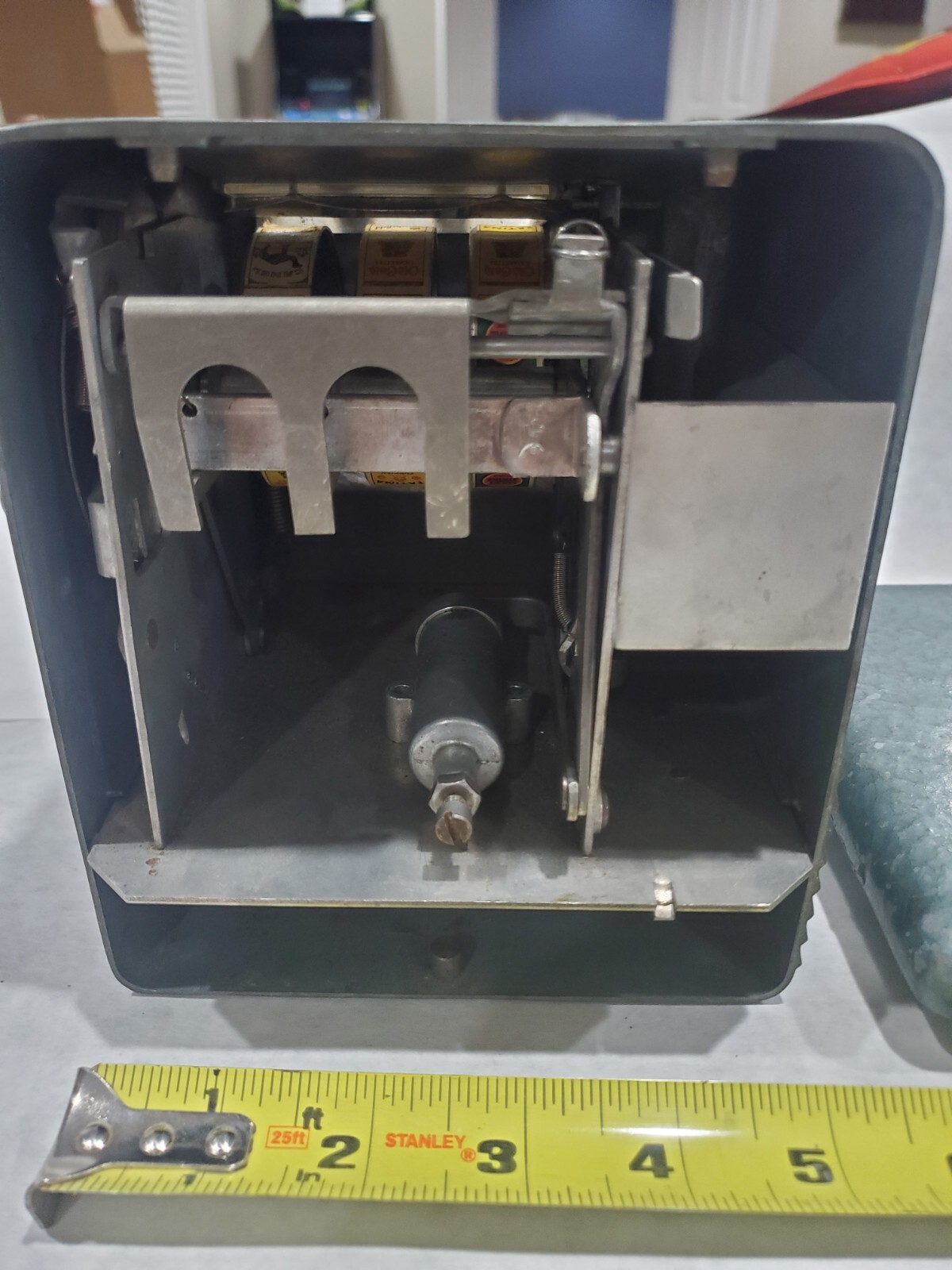 Groetchen Mfg. Imp One Cent Cigarette Gum Ball Slot Machine 3 Reel ...