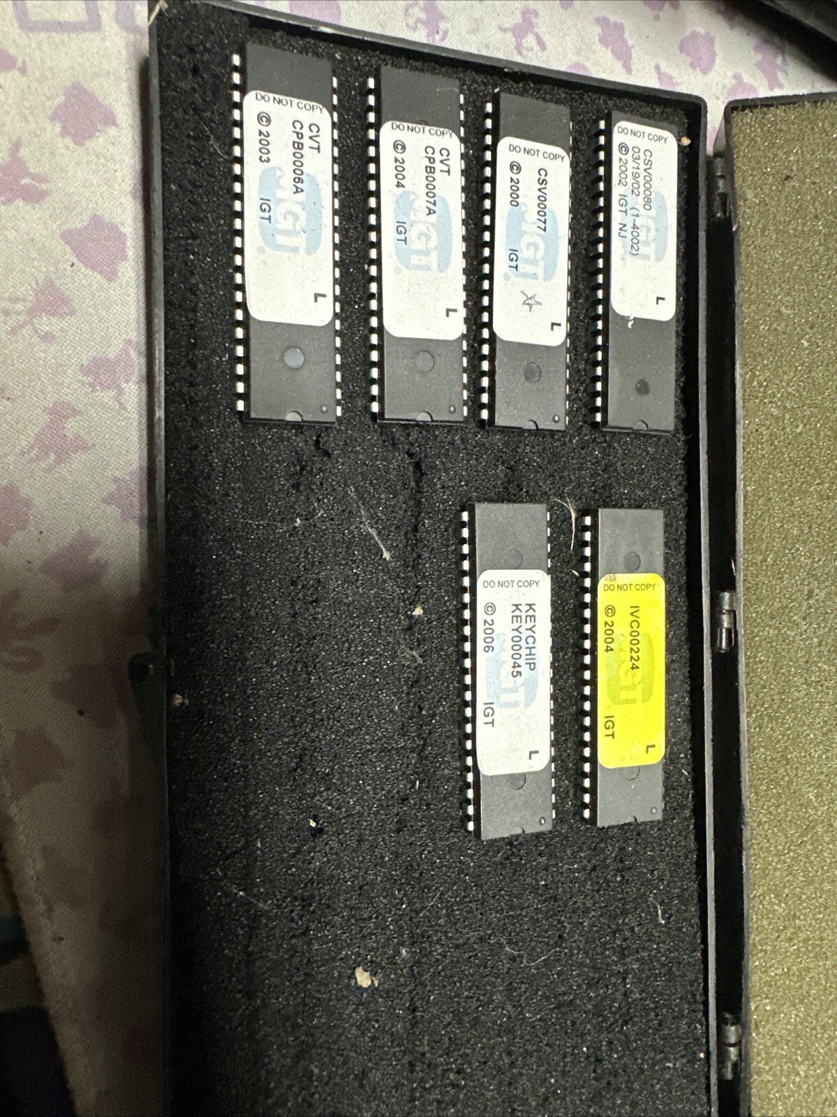 IGT Set Of Key Chips 19 Key Chip Set | eBay