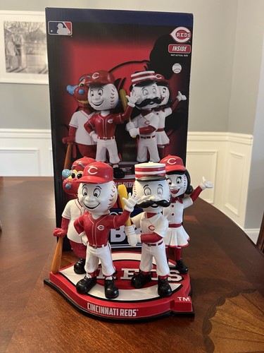 Mr. Red / Redlegs / Rosie Red / Gapper CINCINNATI REDS Mascot ...