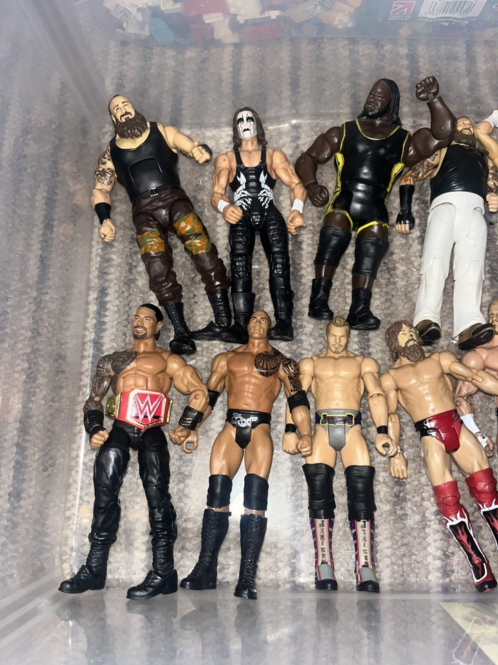 46 WWE wrestling ACTION FIGURE bundle job lot RING, CAR, CAGE, CASKET ...
