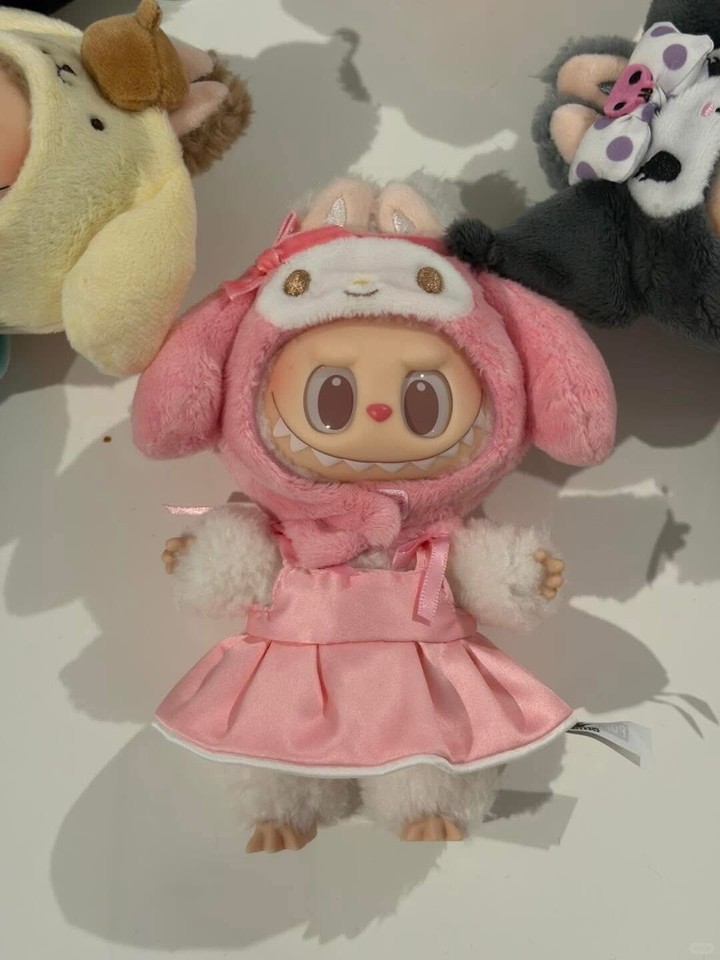 Authentic Labubu The Monsters Hello Kitty And Friends Sanrio Vinyl ...