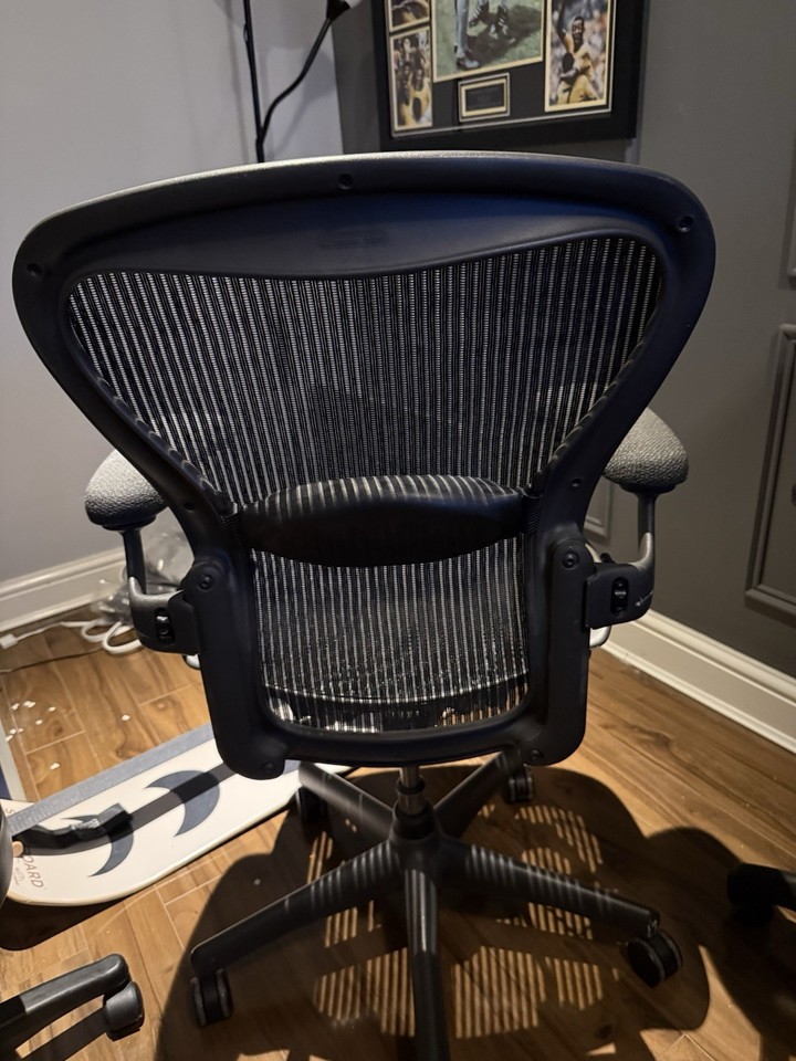 Herman Miller Aeron Chair | eBay UK
