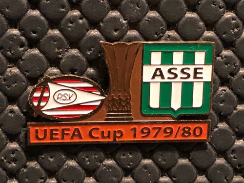 PINS BADGE FOOTBALL ASSE SAINT ETIENNE VS PSV EINDHOVEN 1979 / 1980 | eBay