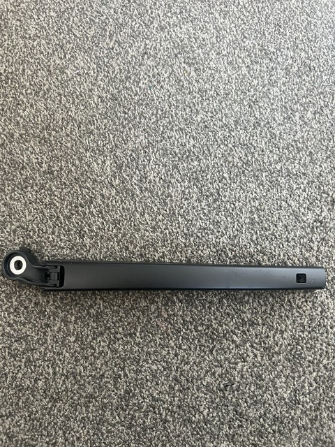 Volkswagen Golf Mk6 Rear Window Wiper Arm 5K6955707B 2010 for sale ...