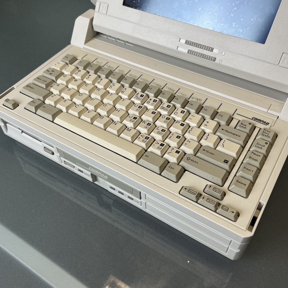 Compaq SLT 286 Computer Laptop + Original Bag TURNS ON | eBay UK