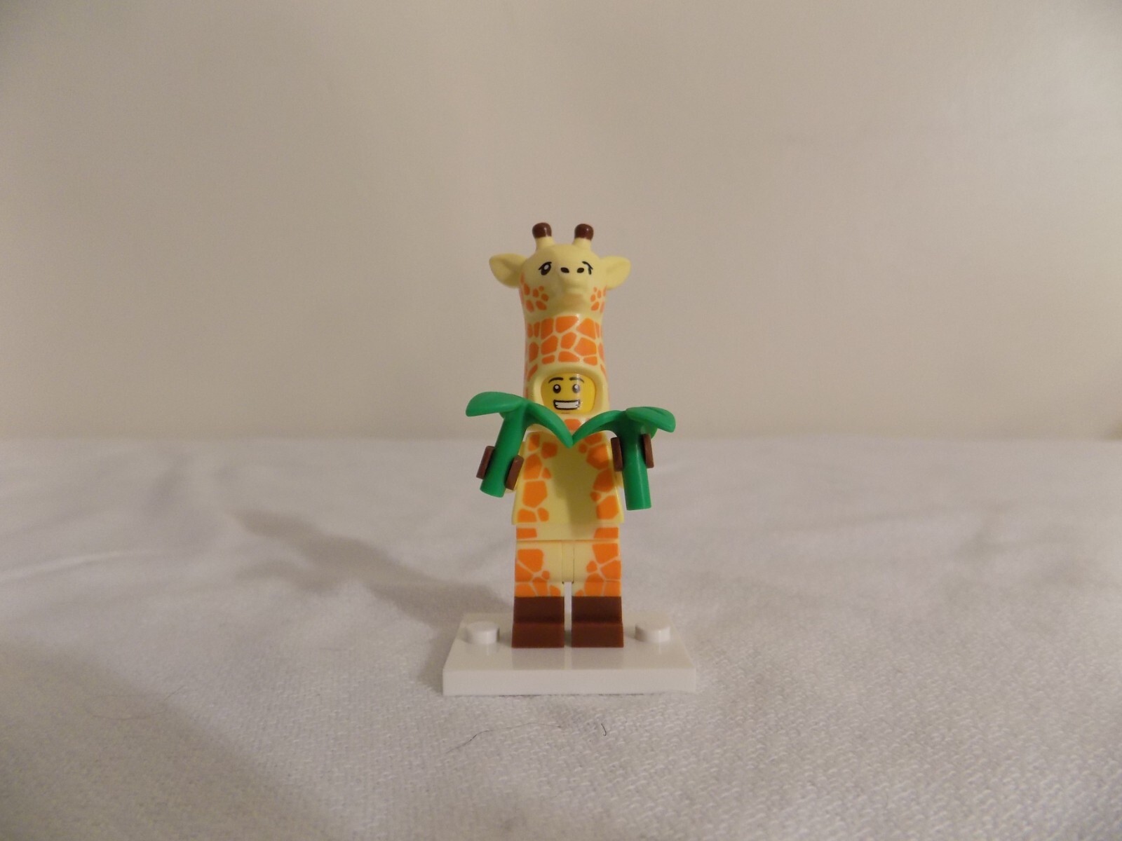 LEGO Giraffe Guy Collectible Minifigure Movie 2 Complete | eBay