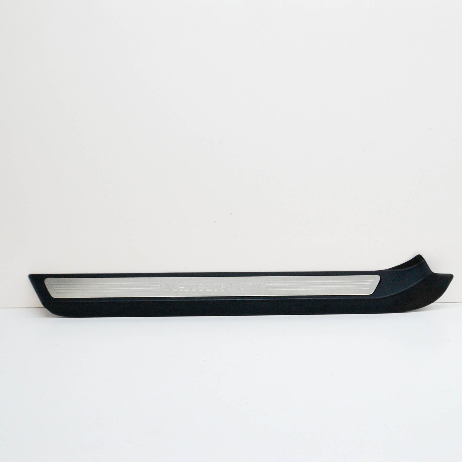 MERCEDES-BENZ E Cabrio A207 Front Right Sill Plate Trim A2076800174 ...