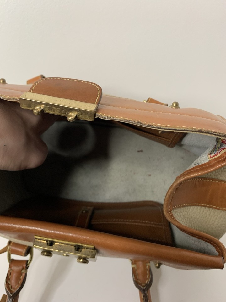 VNTG Dooney & Bourke Doctor Bag Weather British Tan Pebbled Locking ...