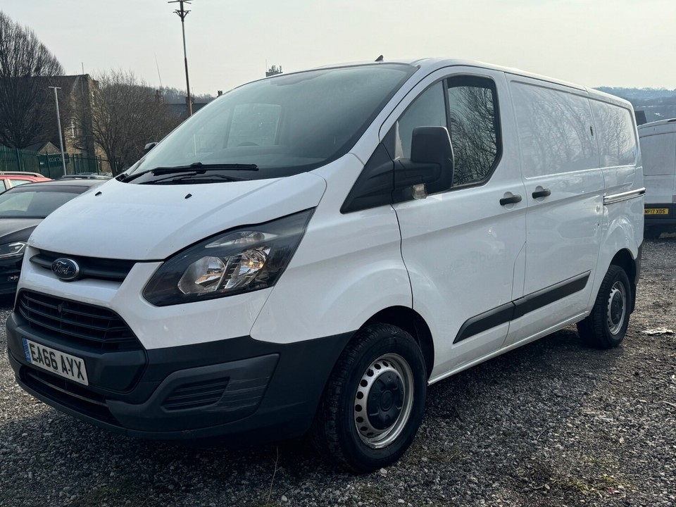 2016 66 Reg FORD TRANSIT CUSTOM 2.0 TDCi 105ps Low Roof Van EURO 6 NO ...