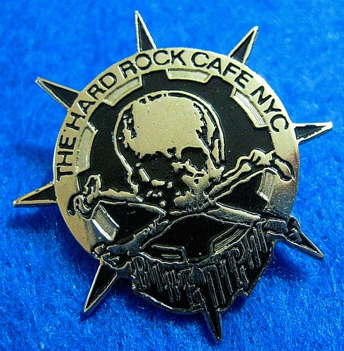 NEW YORK SILVER BIKE NITE PIRATE SKULL& CROSS BONES LOGO Hard Rock Cafe ...