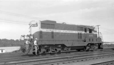 MP Missouri Pacific locomotive No 4191 engine type EMD GP7 OLD TRAIN ...