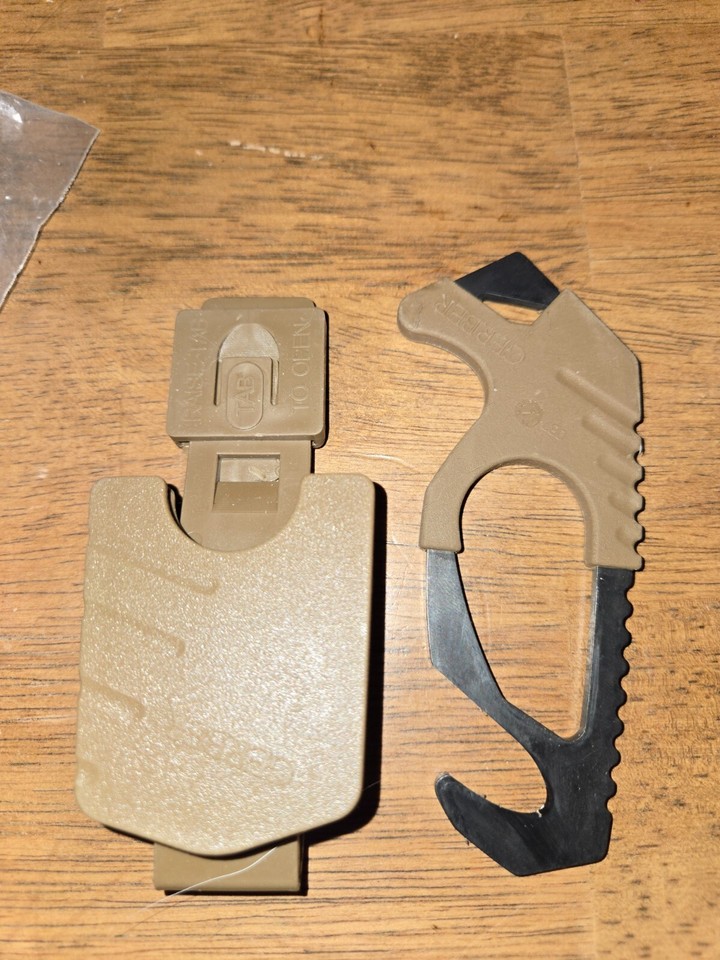 US MILITARY ISSUE GERBER COYOTE BROWN STRAP CUTTER SEAT BELT HOOK KNIFE ...