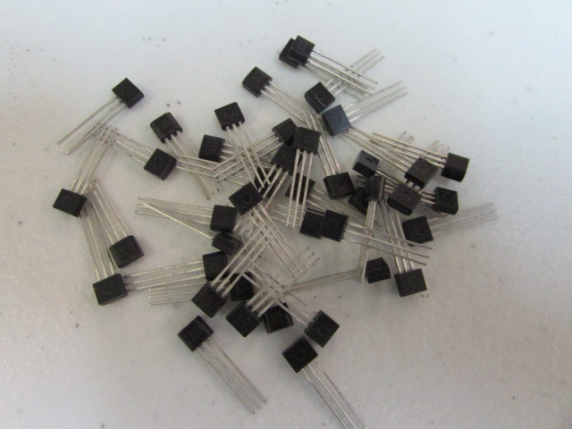 Diodes Inc ZTX653 Bipolar Transistors - BJT NPN Super E- - Lot of 20 ...