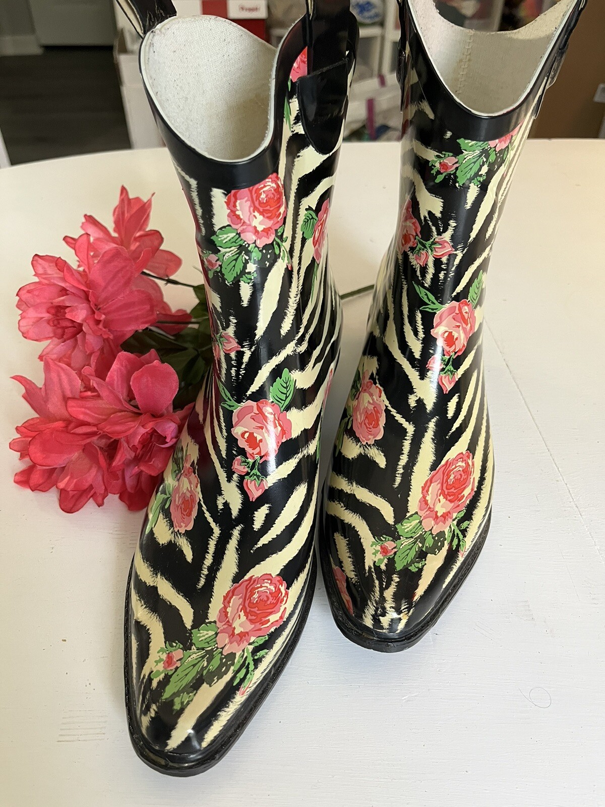 NATURE Breeze Rubber Floral Zebra Ankle Boots Size 9 - Gem