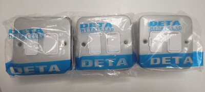 DETA Single Gang Galvanised Back Box with Switched Outlet Electrical ...