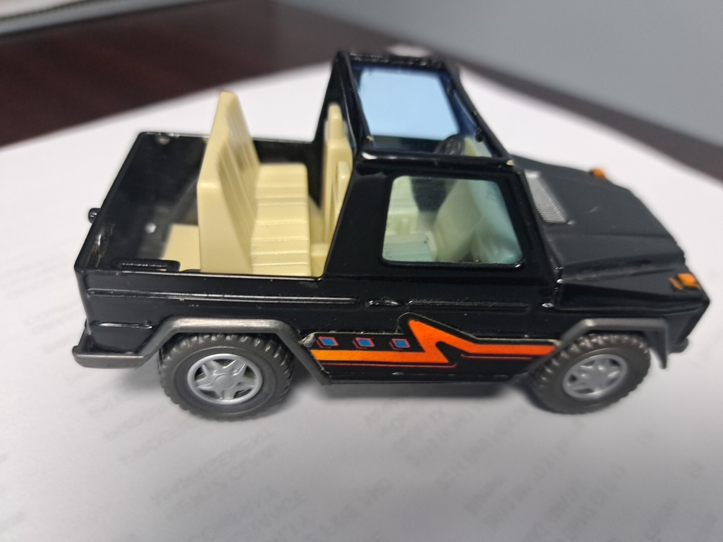 1993 Road Champs Diecast - Mercedes-Benz Tracker Black - 1:36 Scale | eBay