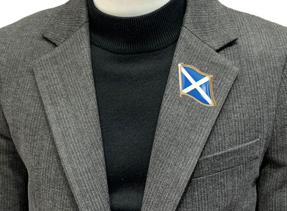 Scotland Flag Pin Badge International Travel Brooch Metal Alloy ...