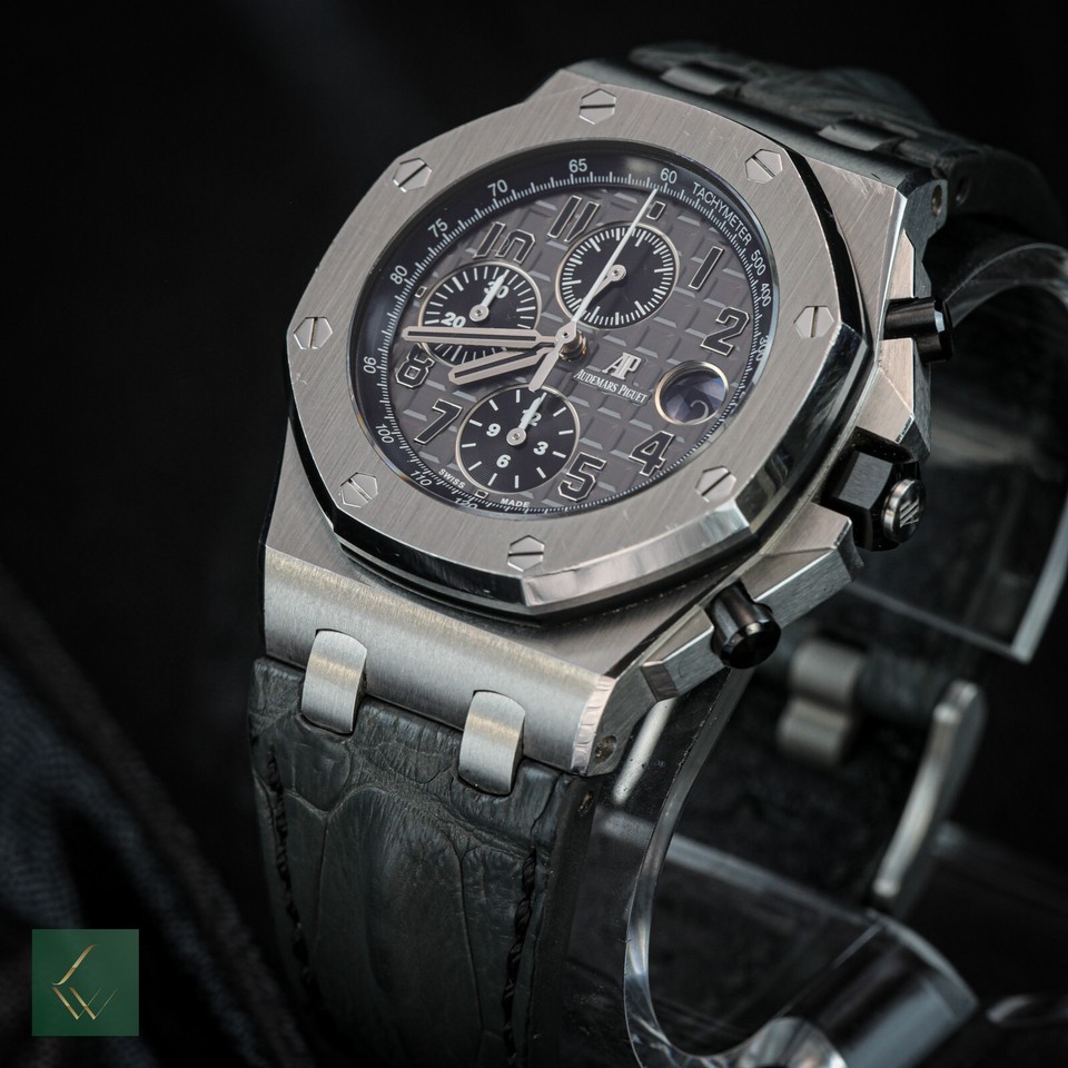 Audemars Piguet Royal Oak Offshore Chrono 42mm AP Elephant 26470ST Box ...