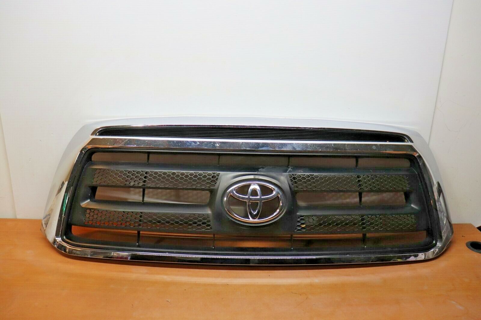 2010-2014 Toyota Tundra Sr5 Front Grill Grille 53100-qc-220 OEM Nd122 ...