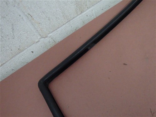 LH DRIVERS Side REAR Door Window Glass Run Channel Jeep Cherokee XJ ...