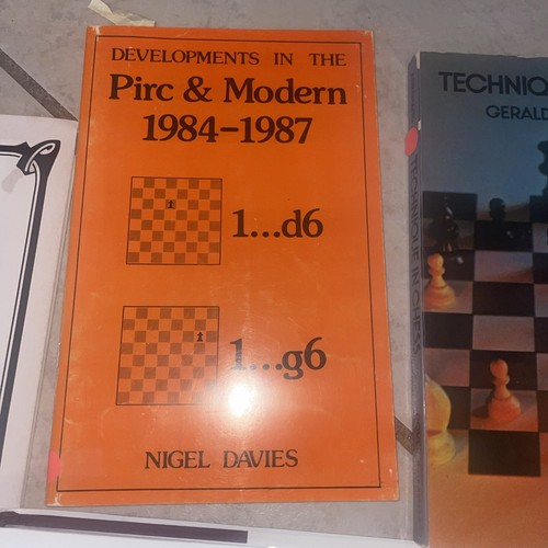 Lot of 9 Chess Books PIRC Defense, Middlegame lab, Caro Kann Defense ...