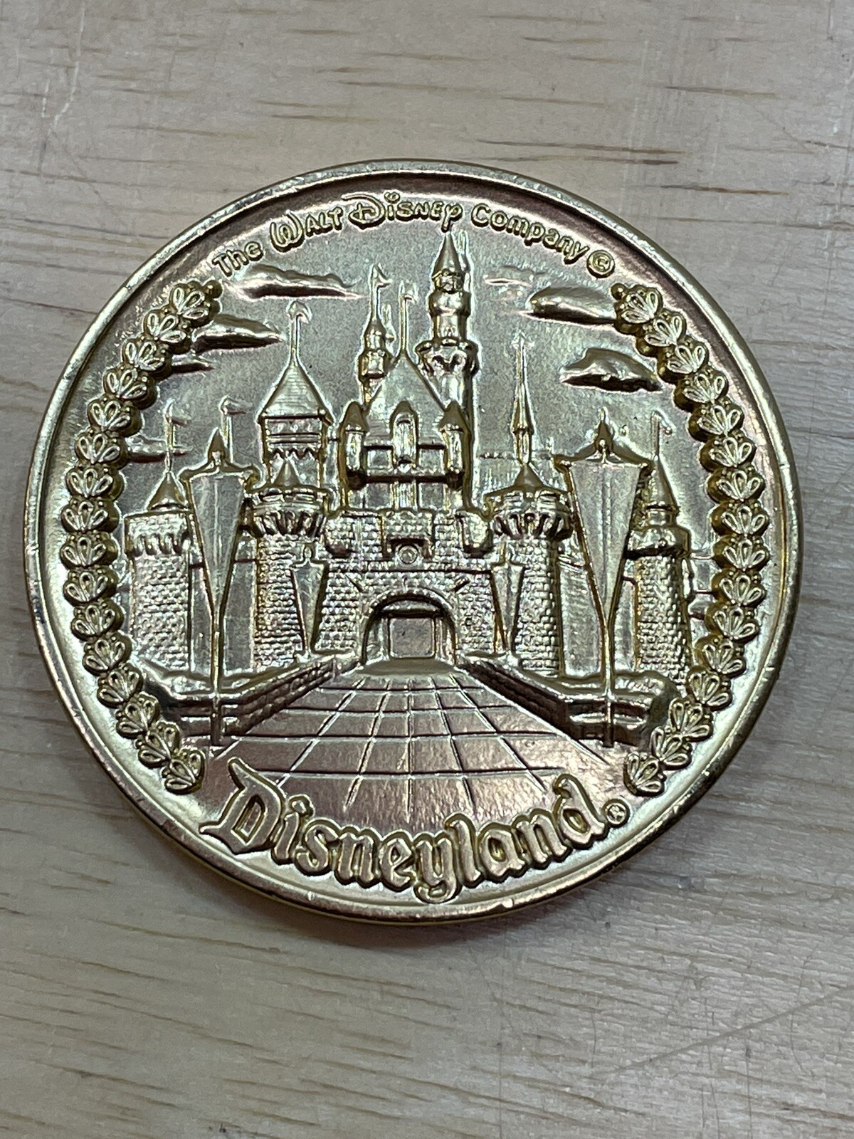 DISNEYLAND Coin Token Medallion 5 Lands & Main Street Walt Disney ...