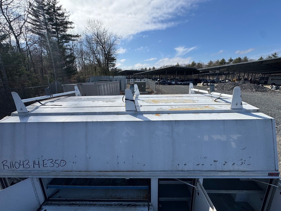 KNAPHEIDE 10' 9" COVERED SERVICE BODY, GREAT SHAPE, 1 BAD PANEL | eBay