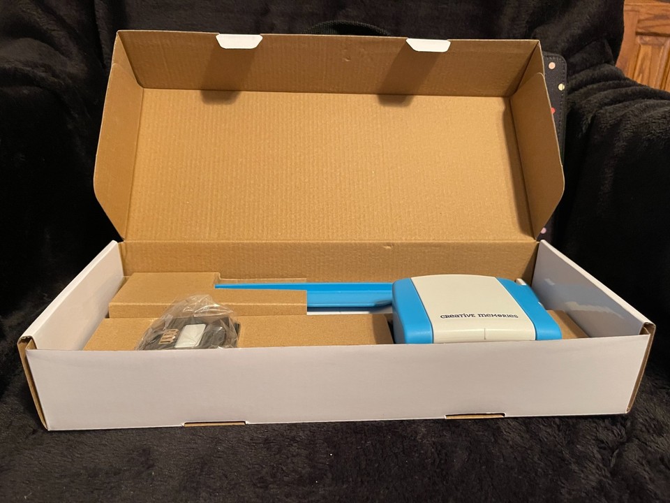 Creative Memories - Rainbow Dots Border Maker System with Organizer ...