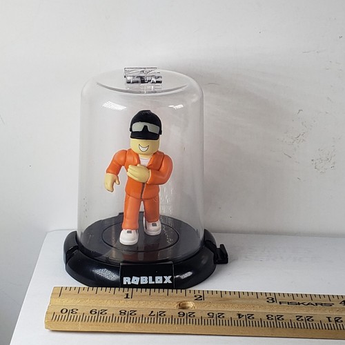 Roblox Series 1 Jailbreak Inmate Figure 15th Anniversary Jazwares Domez ...