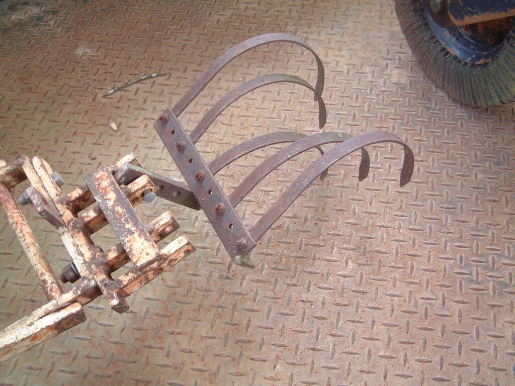 Small all Purpose Spring Plow, heavy duty, small Tractor/4 Wheeler 11 X ...