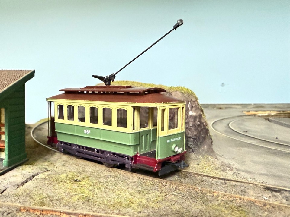 Fully Built and Powered Sydney C Type Model Tram Model 1:87 or 1:76 HO ...