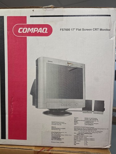 VINTAGE COMPAQ FS7600 FLAT SCREEN CRT MONITOR NEW NEVER USED FACTORY ...