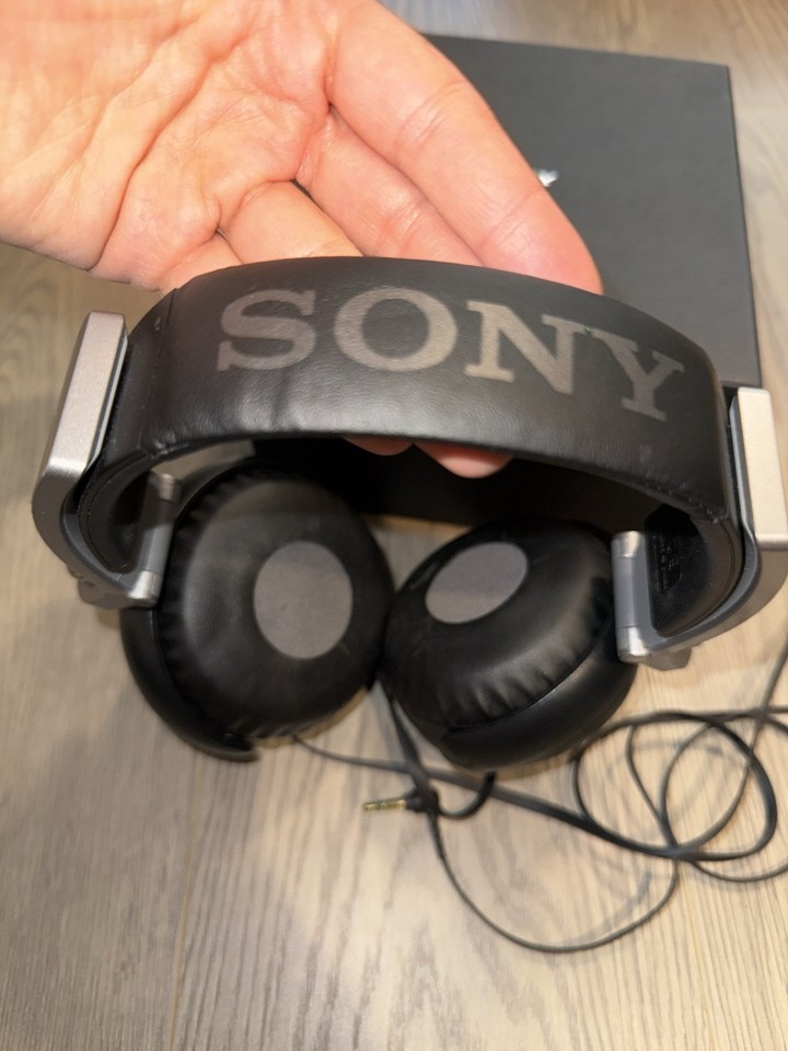Sony MDR-XB800 Extra Bass Over-Ear Headphones – Brand New in Box | eBay