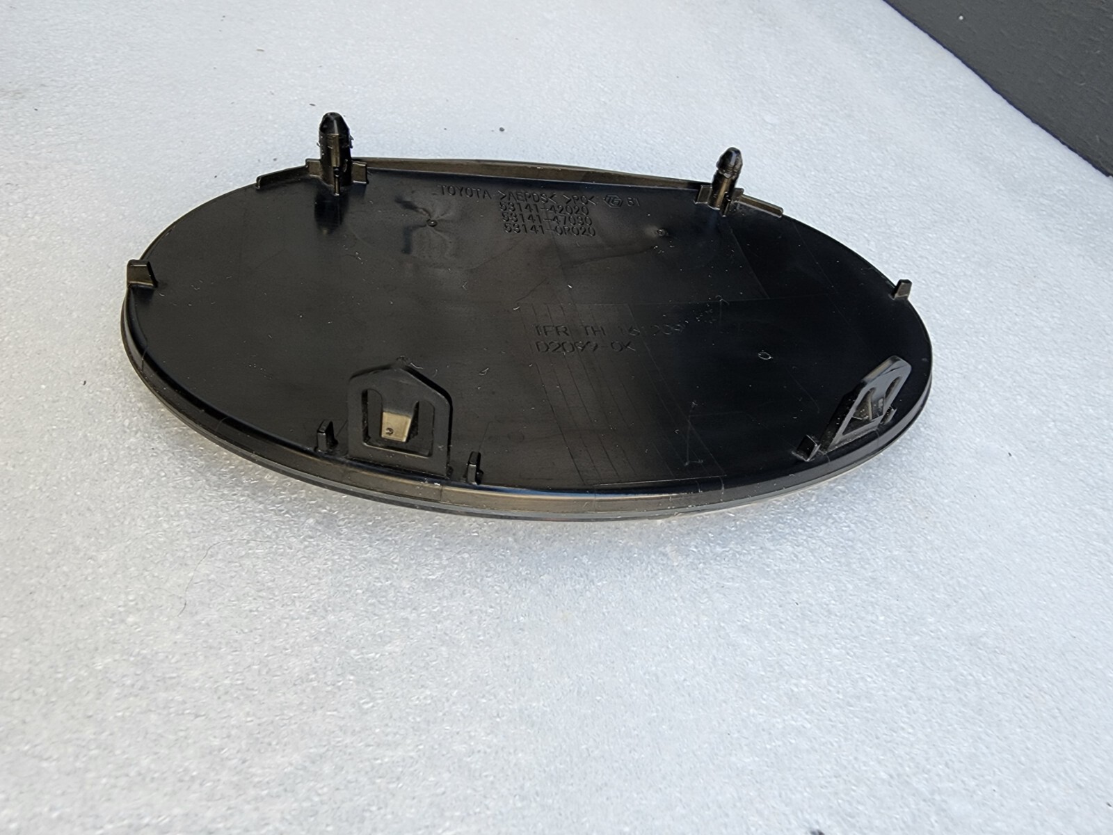 TOYOTA FRONT GRILL EMBLEM OEM 53141-42020, 53141-47030, 53141-0R020 | eBay