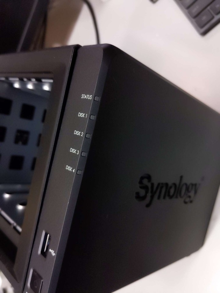 Synology 4-Bay DiskStation DS923+ (Diskless) with 8GB DDR4 RAM NO SSD & HDD | eBay