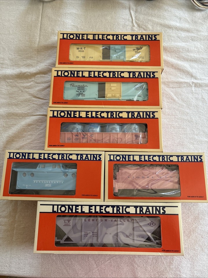 Lionel 6-11722 O Gauge Girls Train Set Steam Locomotive Freight Set ...