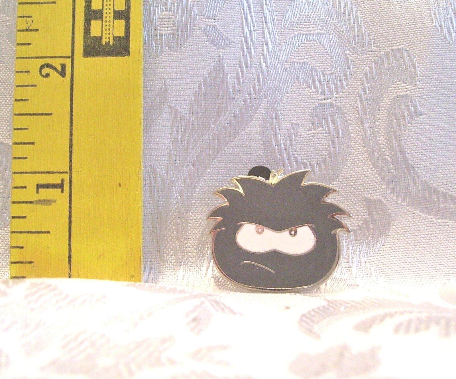 Walt Disney GRAY PENGUIN PUFFLE CLUB BOOSTER TRADING Hat Lapel Pin ...