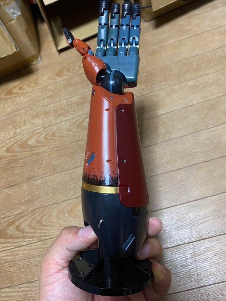 Metal Gear Solid V Venom Snake's Bionic Arm 1/2 Replica Figure Prize C ...
