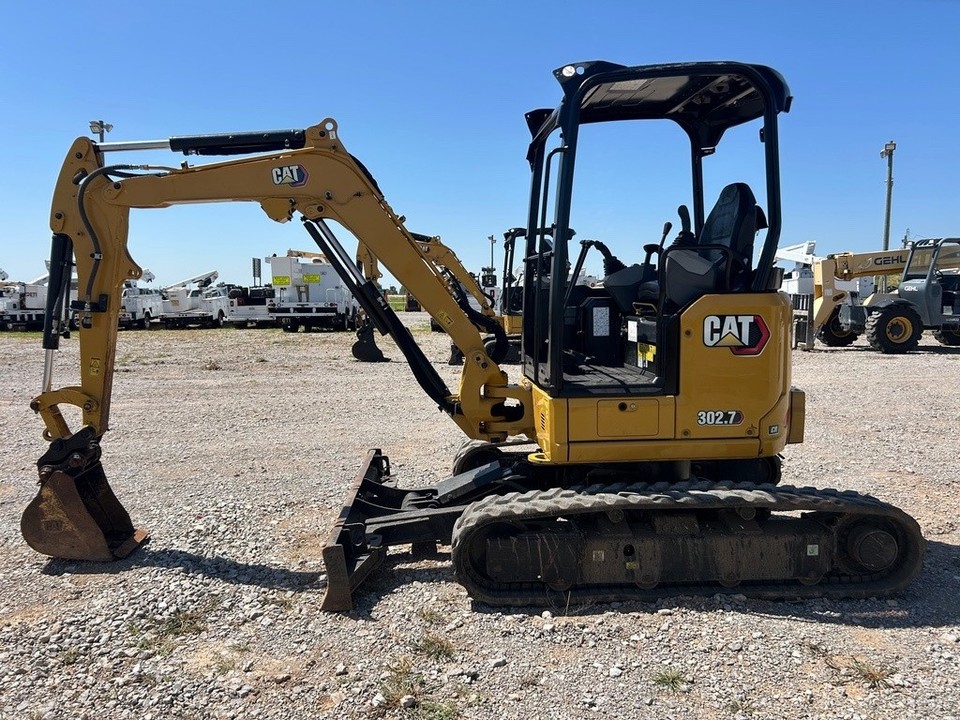 2022 Caterpillar 302.7 DCR Mini Ex Tracked Excavator 24Hp 9FT Dig Used ...